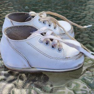 Child Life | Shoes | Vintage 97s80s Baby Shoes | Poshmark